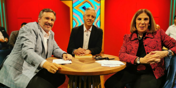 ¿Quién es John M. Ackerman?: Entrevista en Personalidades